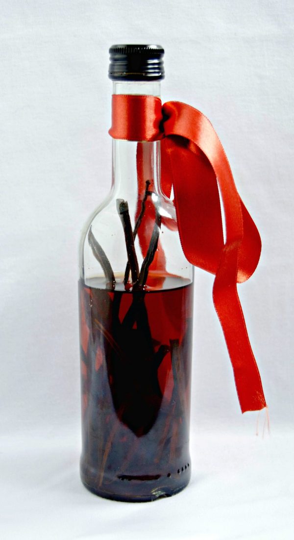 Homemade Vanilla Extract - Extract de vanilie