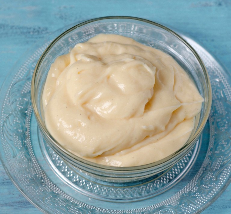 Crema de patiserie cu vanilie
